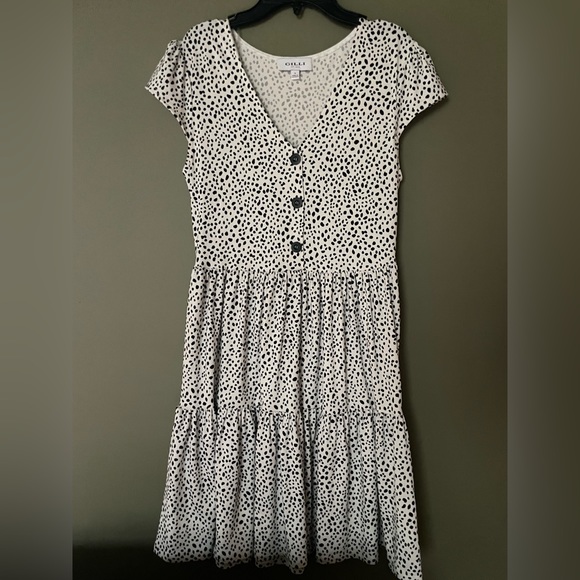 Gilli | Dresses | Gilli Midi Dress White With Black Animal Print | Poshmark